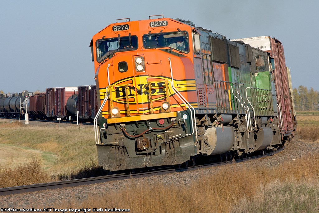 BNSF 8274 (M-SUPMIN)